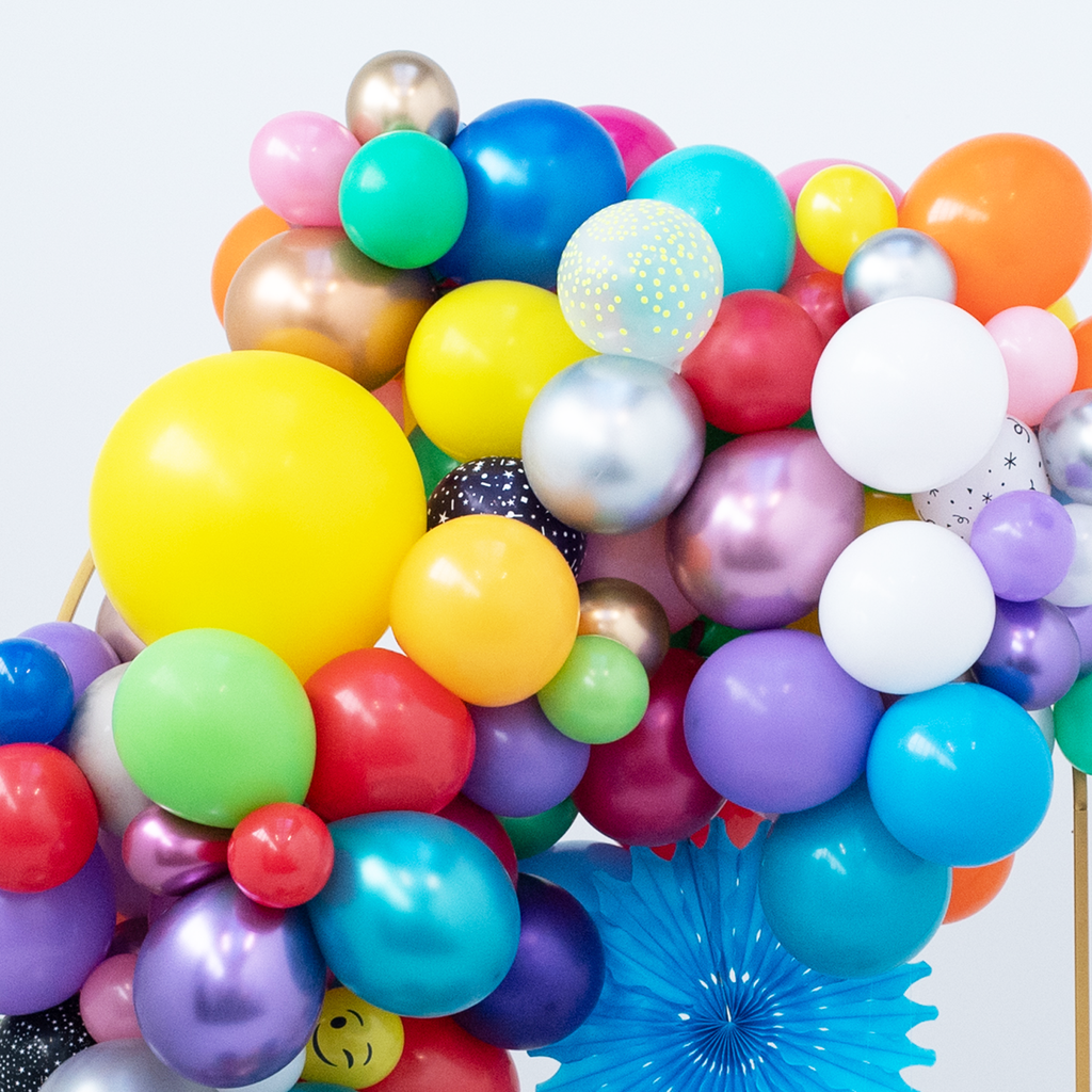 Backdrop - 1.0 Arch | Luft Balloon | Solid Color Balloons Chicago