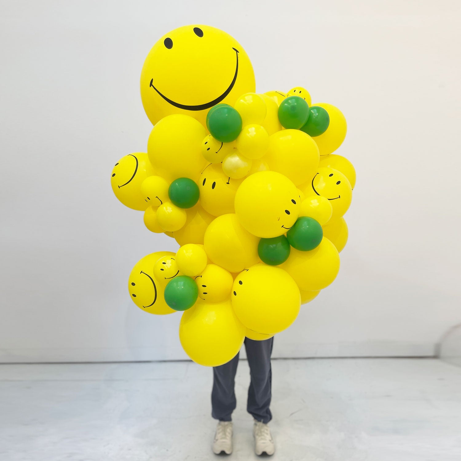 New Landing Bursts & Backdrops | Luft Balloon | Solid Color Balloons ...