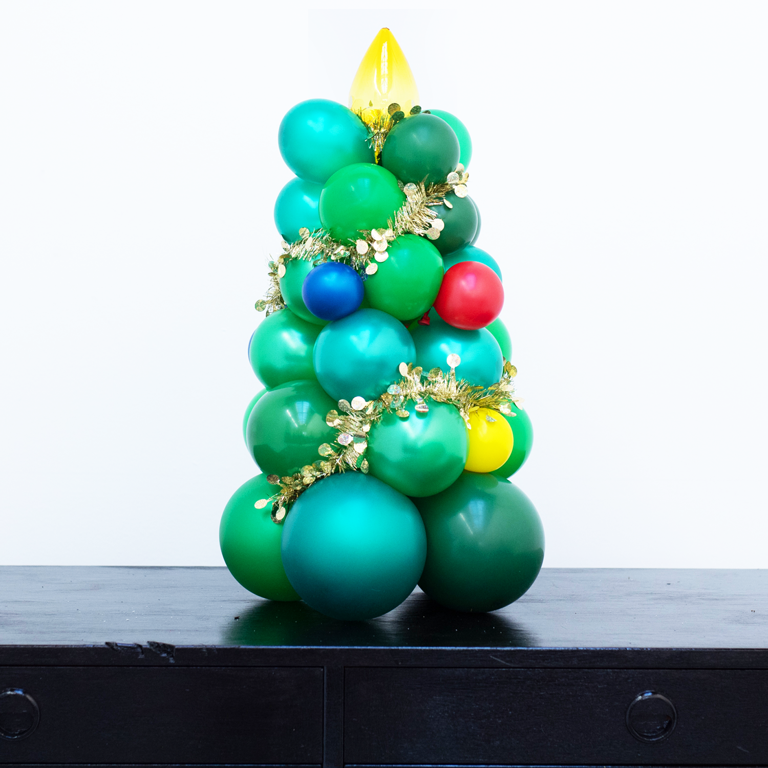 Tabletop Balloon Tree | Luft Balloon | Solid Color Balloons Chicago