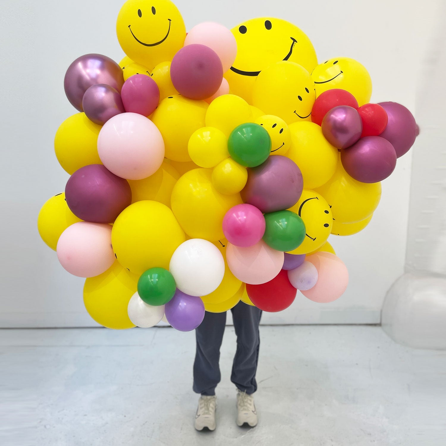 New Landing Bursts & Backdrops | Luft Balloon | Solid Color Balloons ...