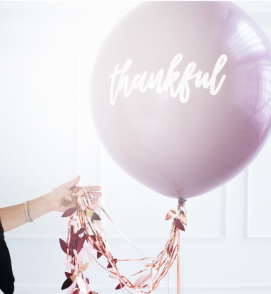 Luft Balloons: Chicago's premiere balloon installation & retail shop